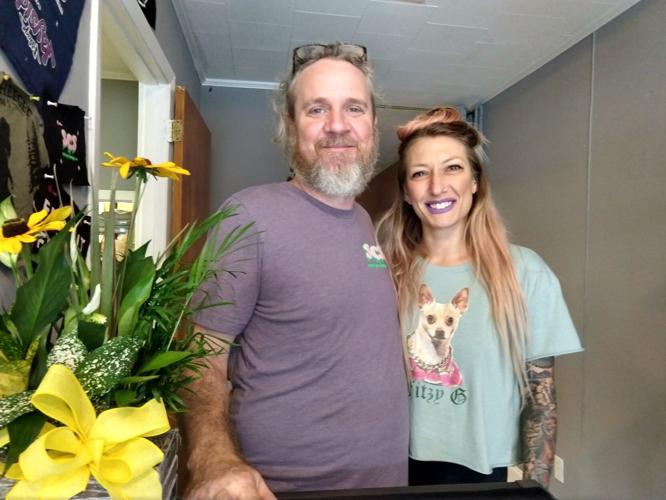 New shop in Canton offers customized apparel | Life | themountaineer.com