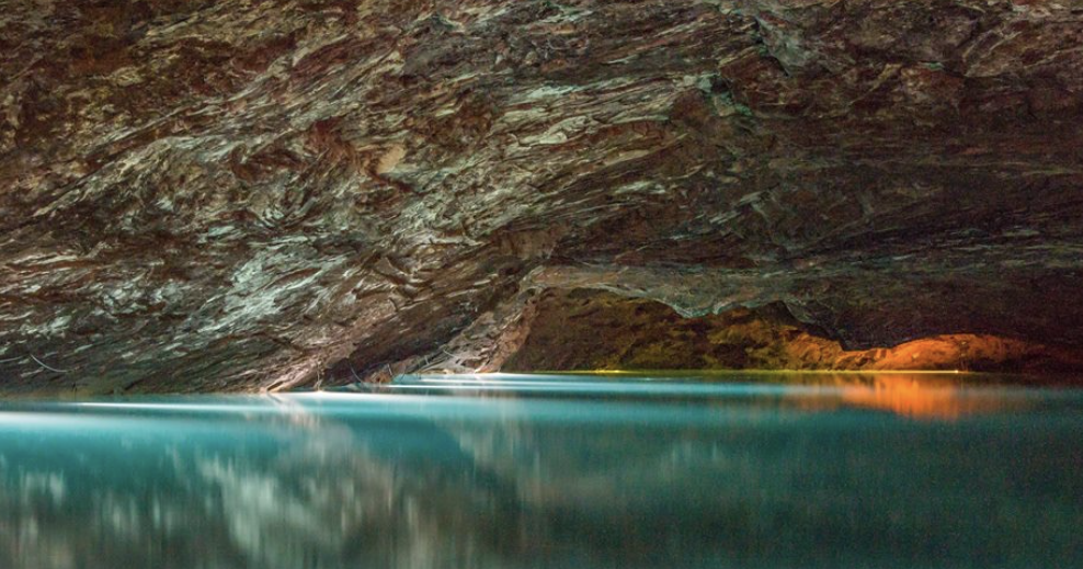 underground lake in sweetwater tennessee