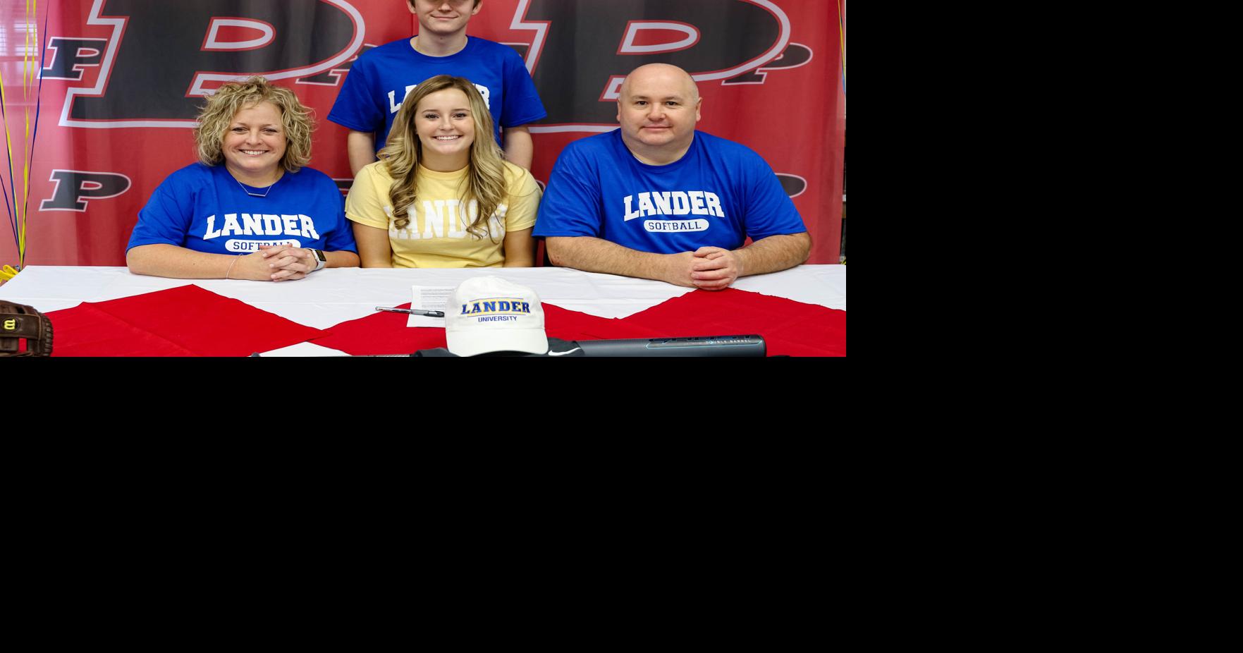 Regan Lunsford signs with Lander | | themountaineer.com