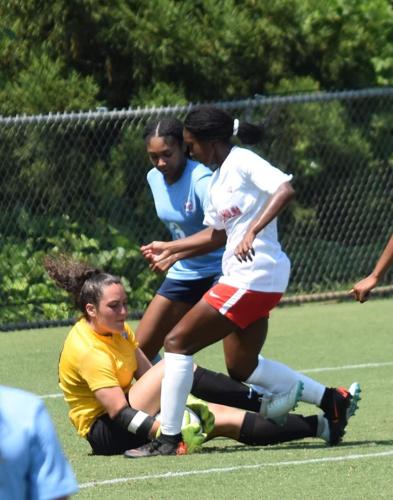 Tuscola grad helps bring home a win in Clash of the Carolinas | Sports ...