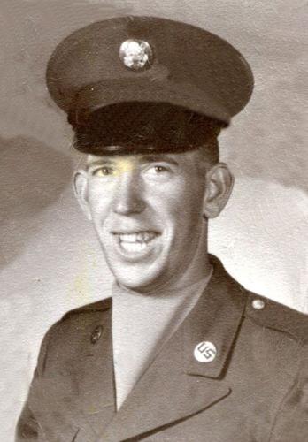 Earl Davis | Obituaries | themountaineer.com