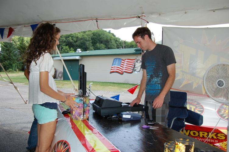 Fireworks giving residents bang for the buck | News | themountaineer.com