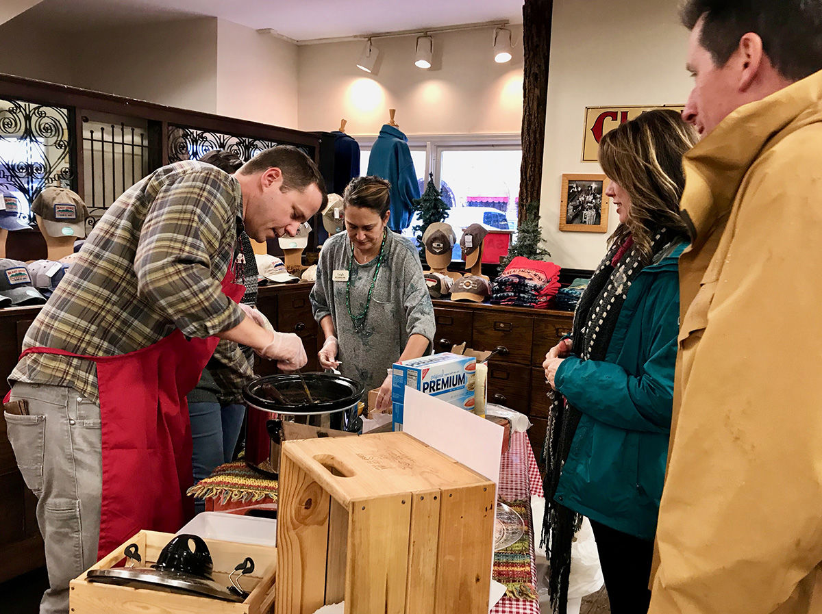 Bringing the heat: Waynesville chili cook-off pits returning favorites ...