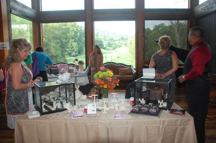 Ladies shop till they drop | News | themountaineer.com
