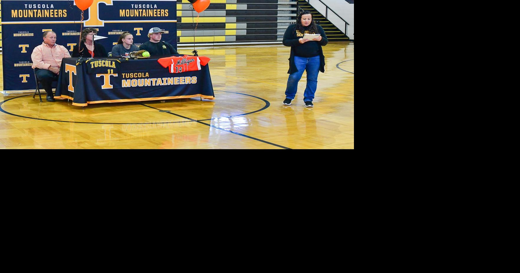 PHOTO GALLERY: Tuscola softball player Faith Caldwell signs with ...
