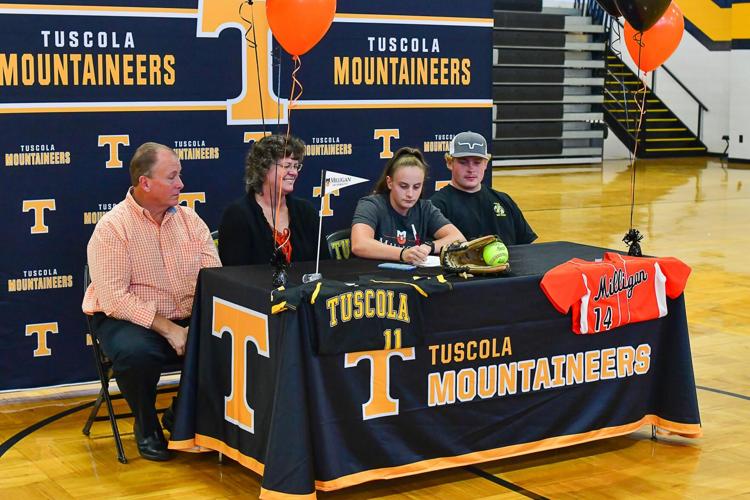 Tuscola's Faith Caldwell signs with Milligan University | Sports ...