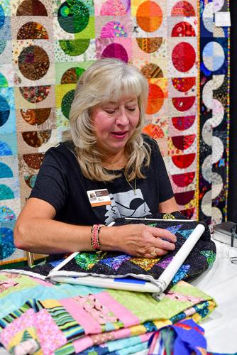 Heritage Day - Connie brown quilt demo | | themountaineer.com