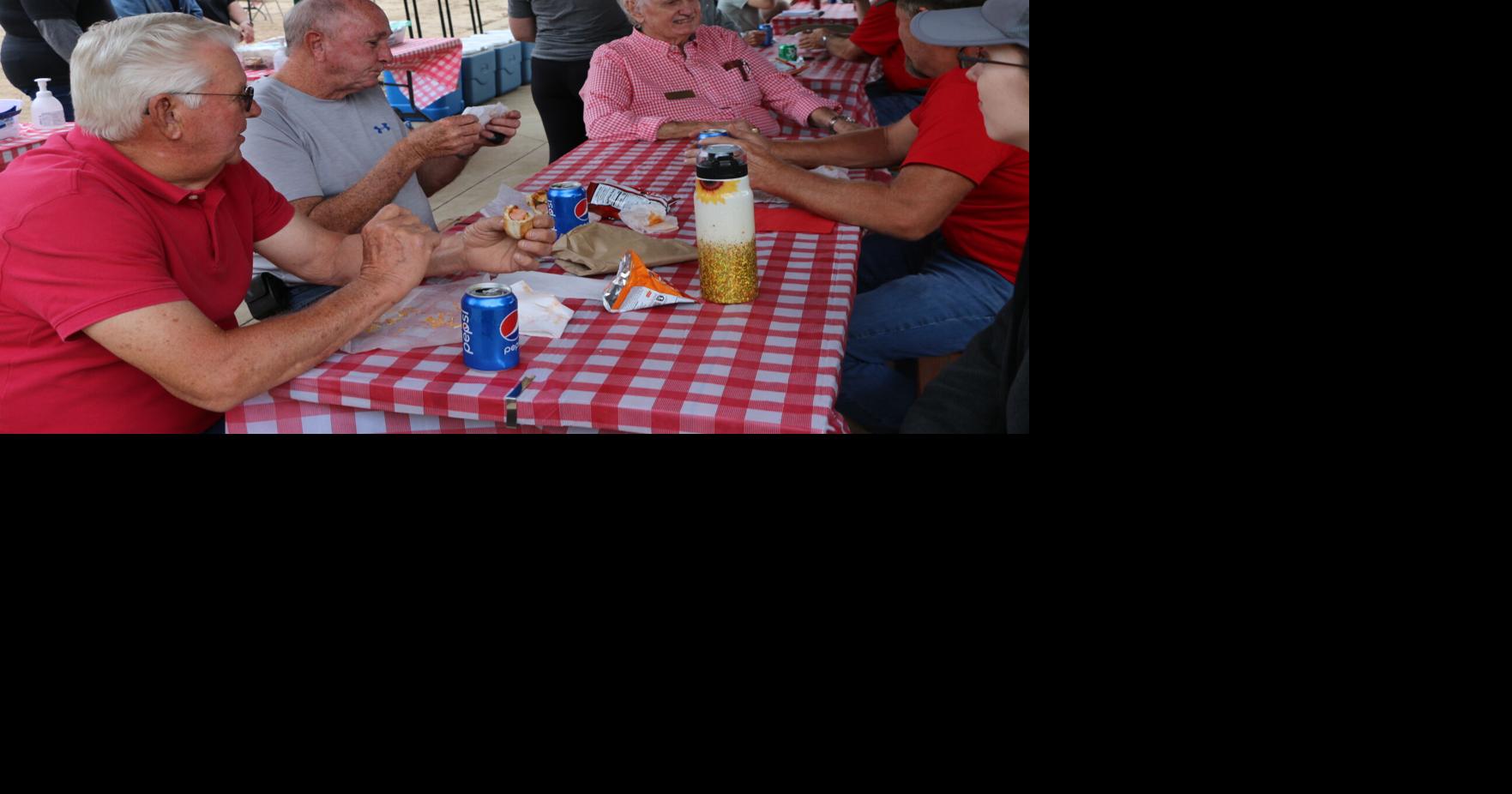 Community picnic shows the best parts of small-town life | News ...