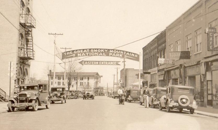Return of the iconic arch over downtown Waynesville gets the greenlight ...