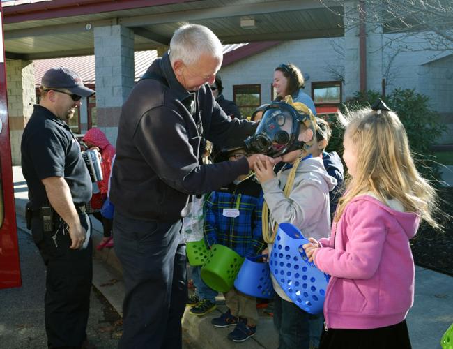 Clyde Elementary School students learn about careers | News ...