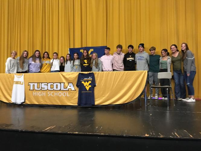 Tuscola runner Eva Rinker signs with West Virginia | Sports ...