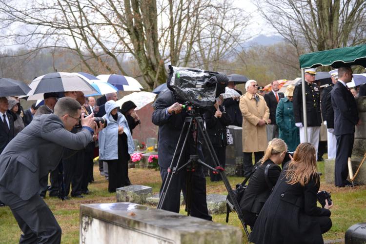 Gen. Mundy's funeral draws 300-plus military personnel | News ...