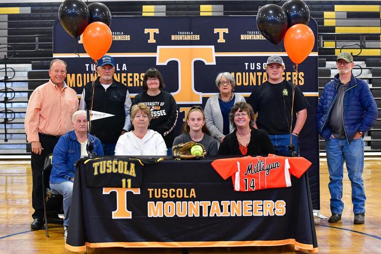 Tuscola's Faith Caldwell signs with Milligan University | Sports ...