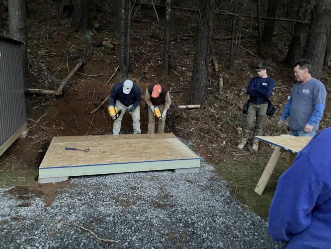 HCC construction students lend a hammer for Waynesville Housing ...
