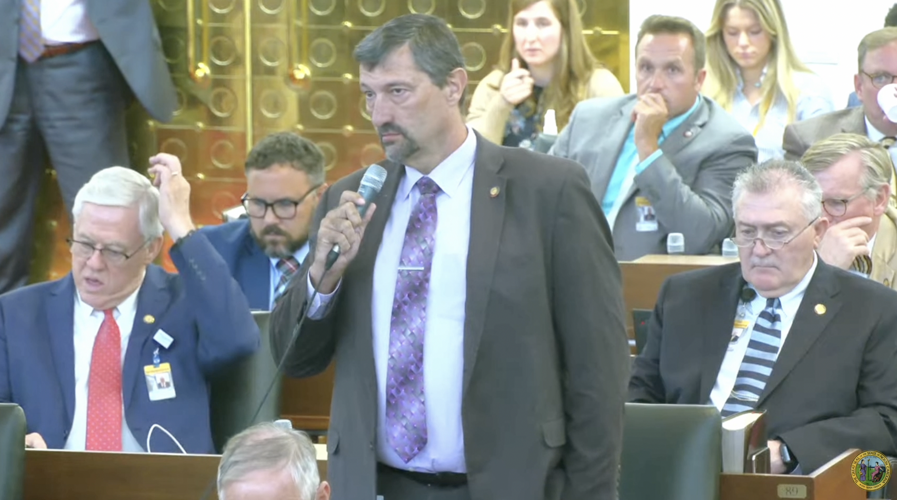 New law triggers chaos in Maggie Valley | News | themountaineer.com