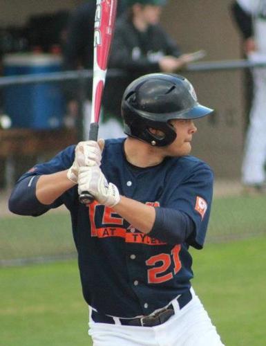 UT-Tyler s Lirely name slugger of the week | Sports | themountaineer.com