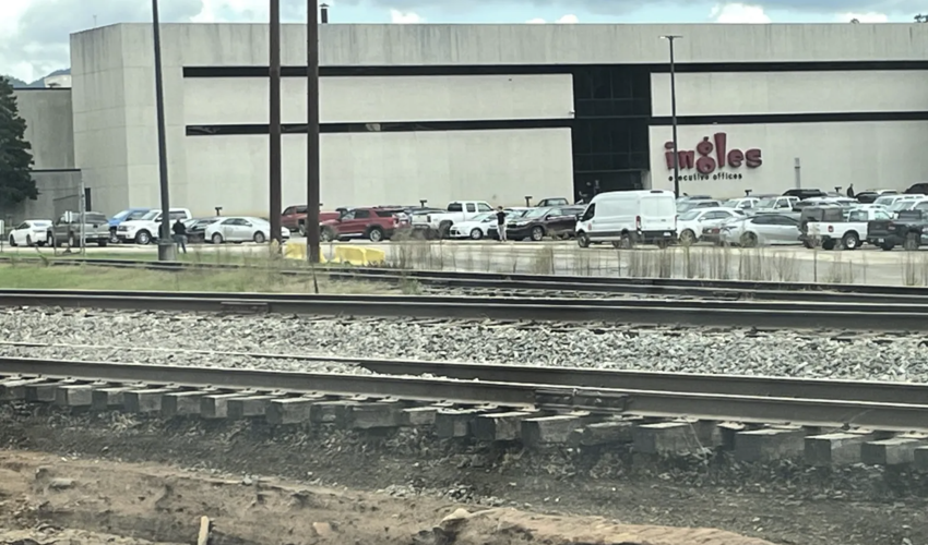 Ingles details storm impact: power outages, cash-only transactions ...