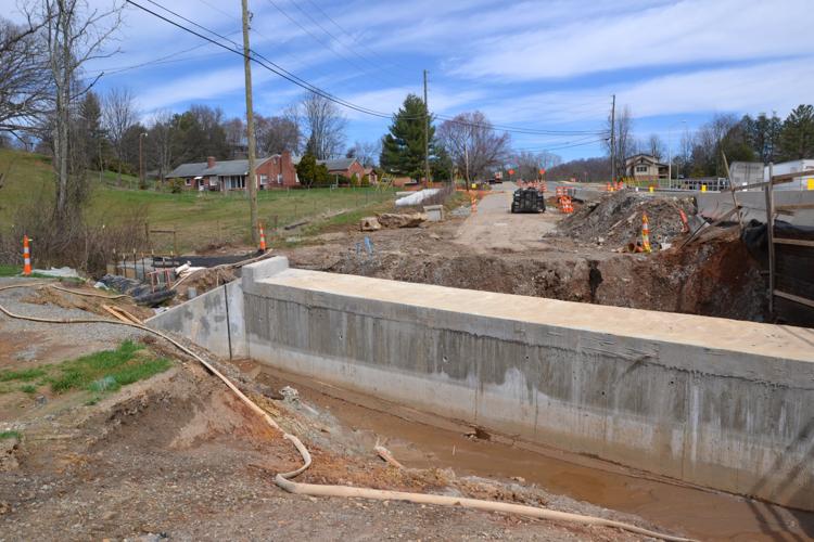 Howell Mill Road, NC 209 projects right on track | News ...