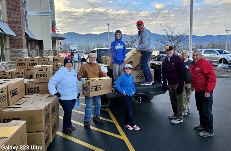 Rotary Clubs feed over 500 families for Christmas | News ...