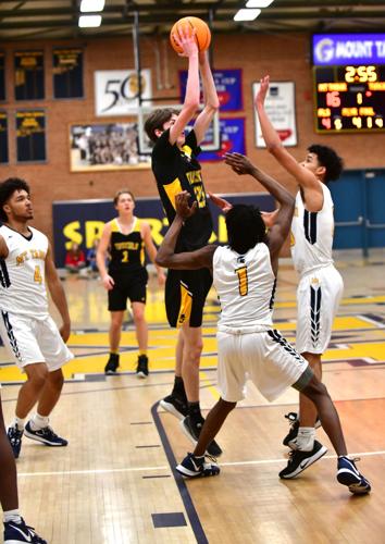 Tuscola basketball second round at Mount Tabor halftime photos ...