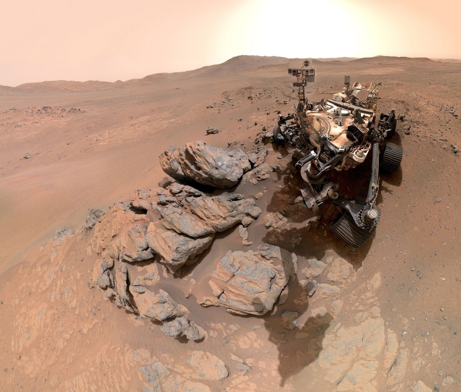 Say cheese! Rover sends striking selfie from Mars | National ...