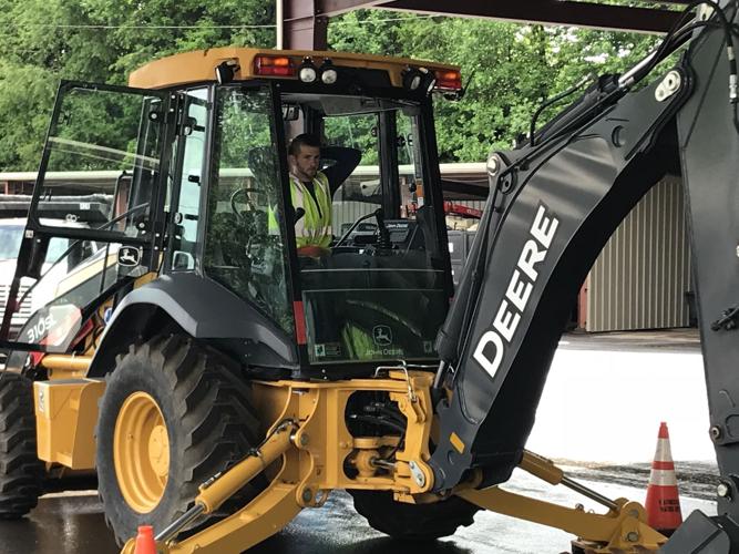 Backhoe rodeo | Local News | themountaineer.com