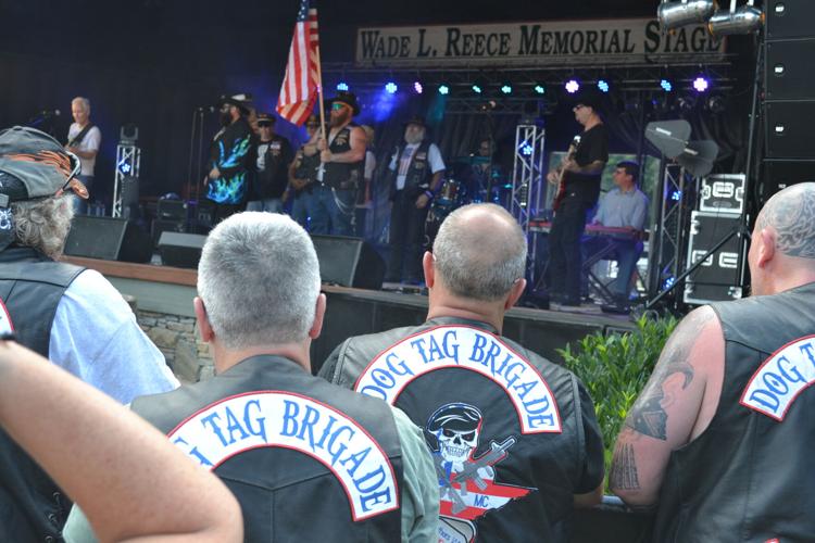 Meet the moonshiners at Hillbilly Jam in Maggie Valley | Arts ...