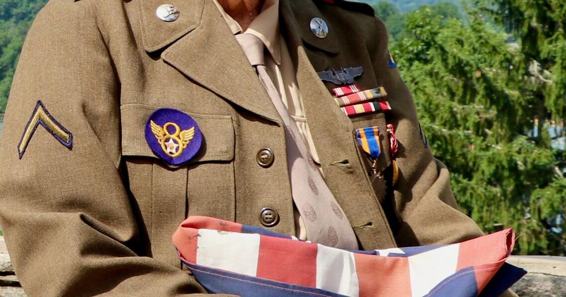 Robert F Lamons | Obituaries | themountaineer.com