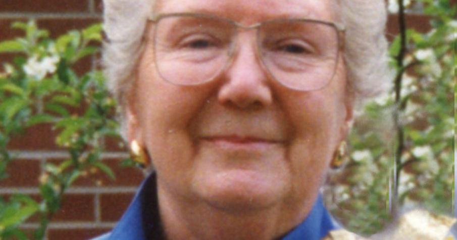 Edith S. Edwards | Obituaries | themountaineer.com