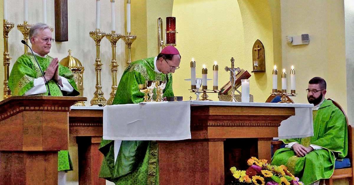 Two area priests installed as pastors | Religion | themountaineer.com