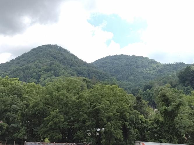 Mystery of Split Mountain lingers | Haywood History | themountaineer.com