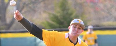Tuscola clips Falcons in their own cage | Sports | themountaineer.com
