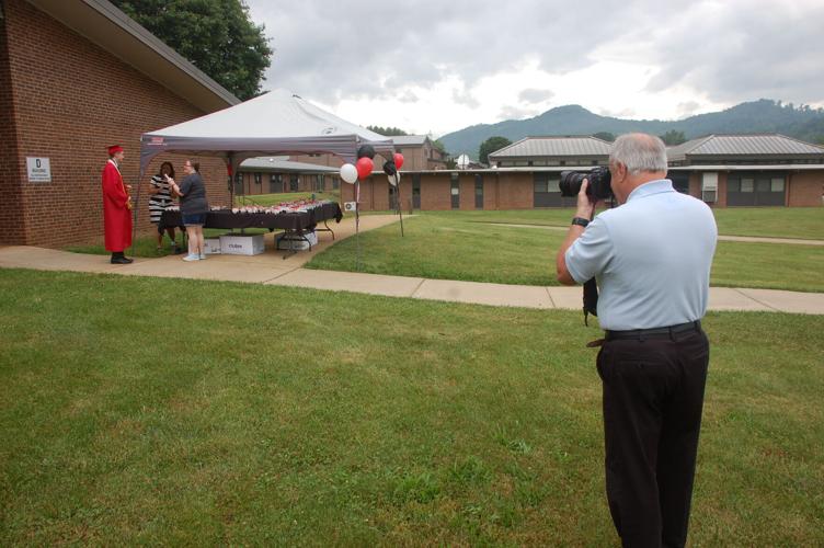 Papertown goes all out for graduation, pt. 2 | Multimedia ...