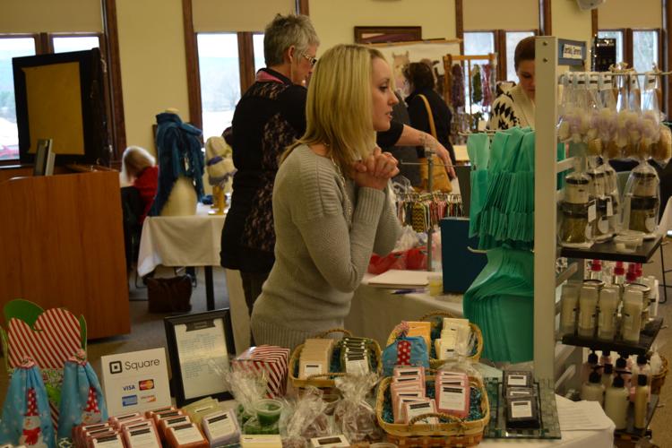 Alternative gift ideas flowed freely | News | themountaineer.com