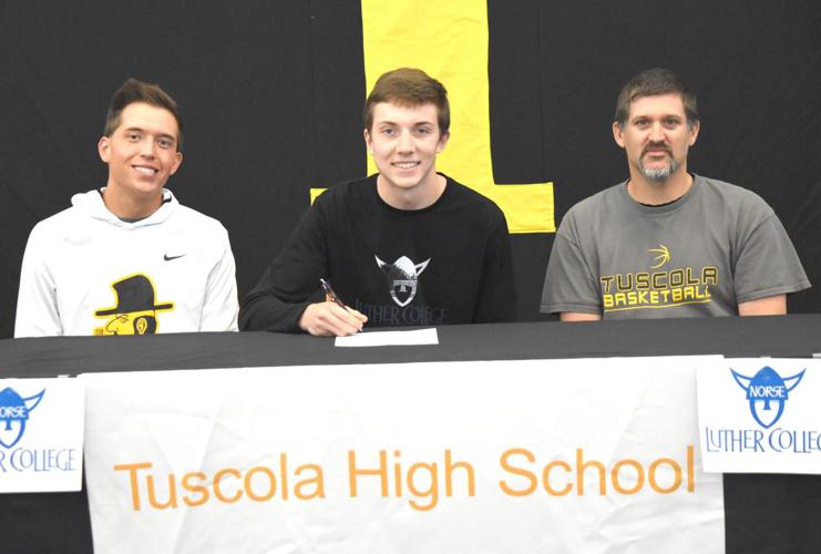 Taking a 'leap of faith' — to Decorah, Iowa | Sports | themountaineer.com