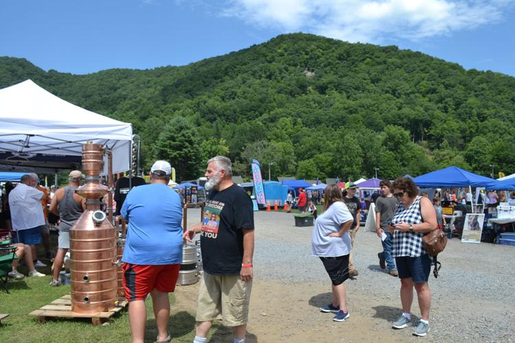 PHOTO GALLERY: Hillbilly Jam 2022 | Life | themountaineer.com