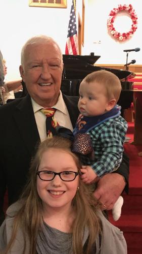 Brooks family celebrates Father's Day with a crowd | Life ...