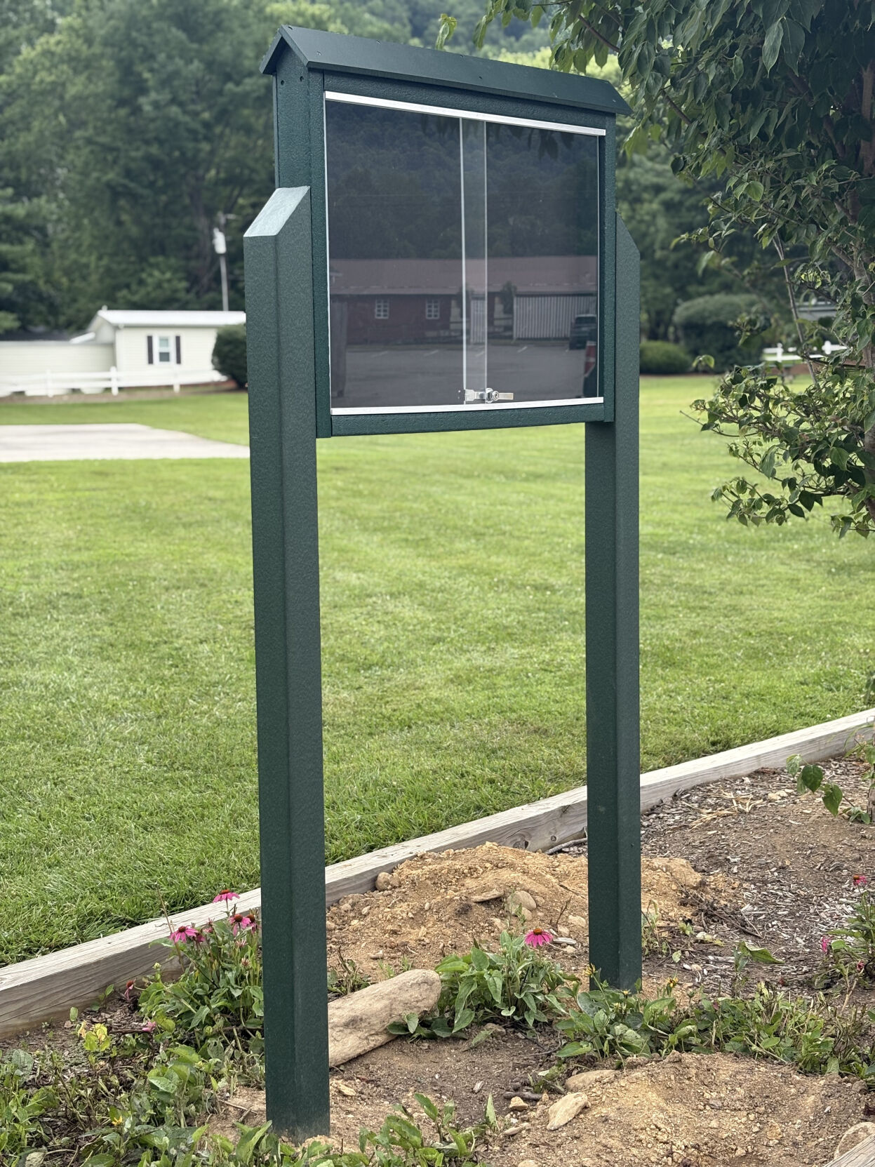 Show us a sign: County's low-tech solution for communication blackout ...