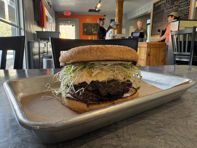Sailing across a sea of beef: A Fat Burger odyssey | News ...