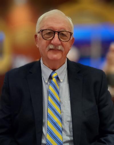 Val Dean Burch | Obituaries | themountaineer.com