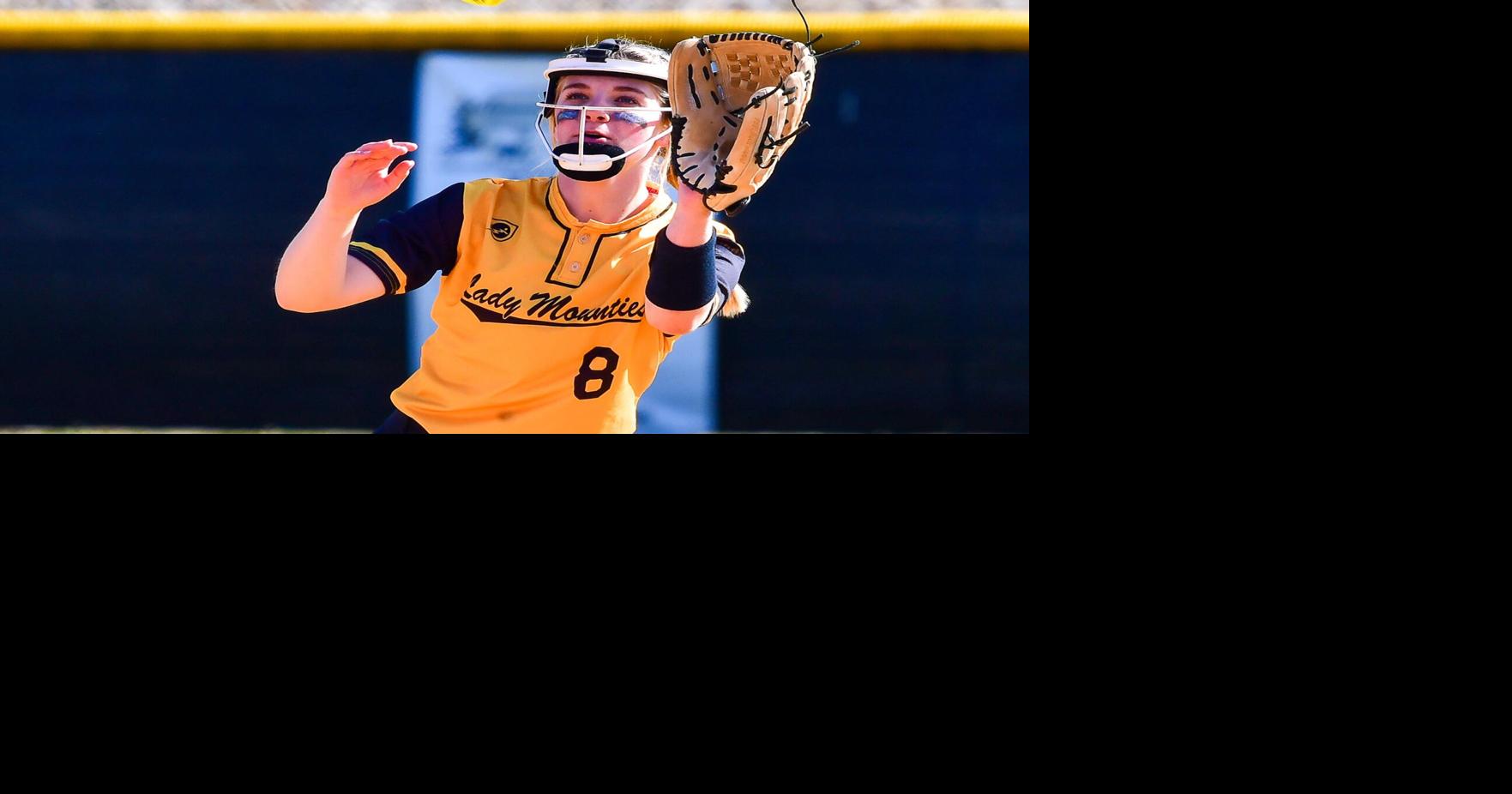 PHOTO GALLERY: WMS softball vs. CMS | Sports | themountaineer.com