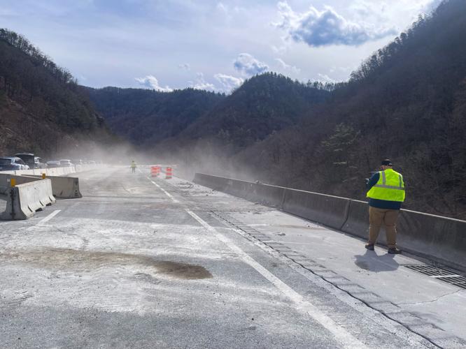 PHOTO GALLERY: I-40 Reopens | News | themountaineer.com