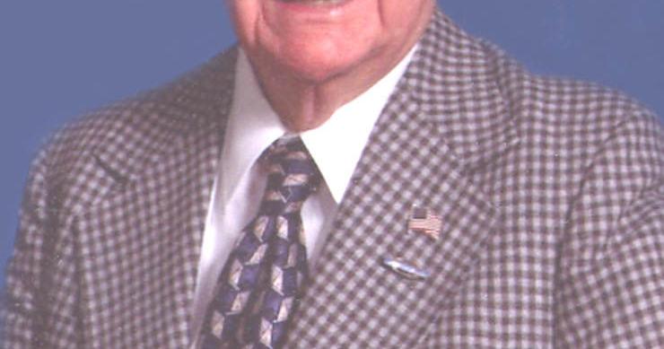 Chester Davis | Obituaries | themountaineer.com