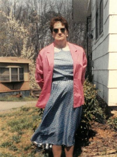 Patsy Robena Roberts | Obituaries | themountaineer.com