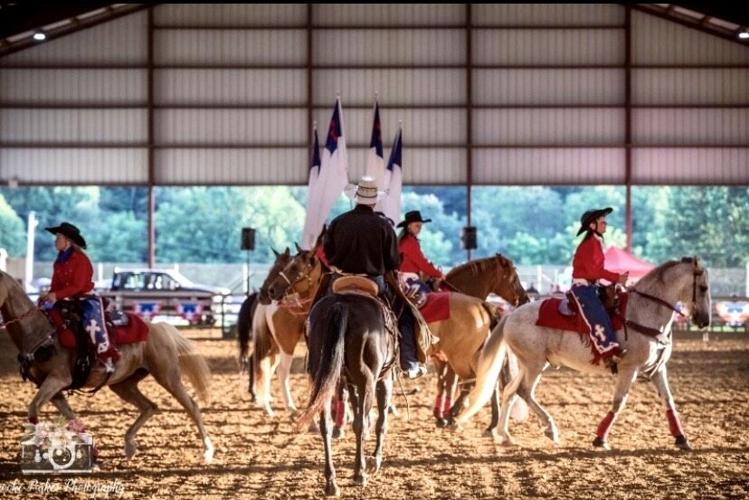 Ridin’ on Faith: equestrian drill team spreads the Word on horseback ...