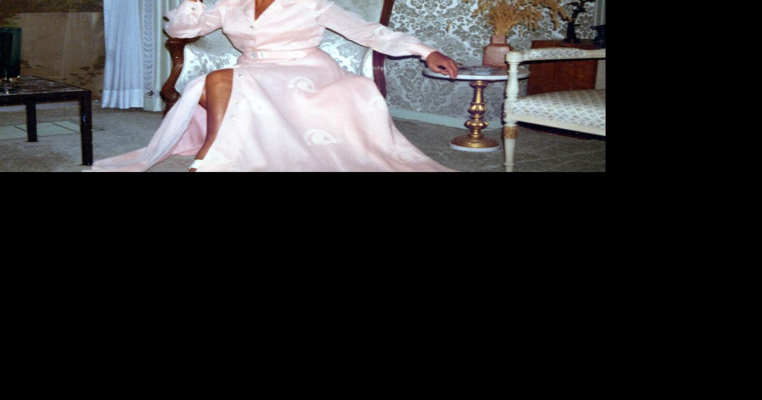 The Loves of Elaine returns to HART | The Guide | themountaineer.com