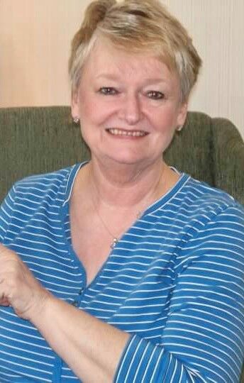 Elaine Long Lindsey | Obituaries | themountaineer.com