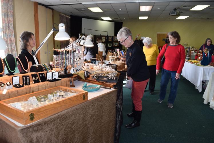 Scenes from the Appalachain Christmas Craft Show | Arts Entertainment ...