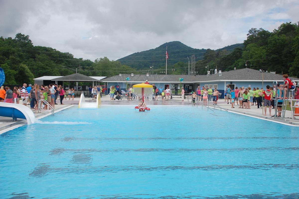 Canton pool opening a splashing success | News | themountaineer.com