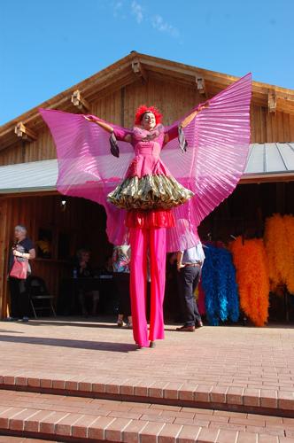 'Cirque du HART' celebrates new Fangmeyer Theatre | Arts Entertainment ...